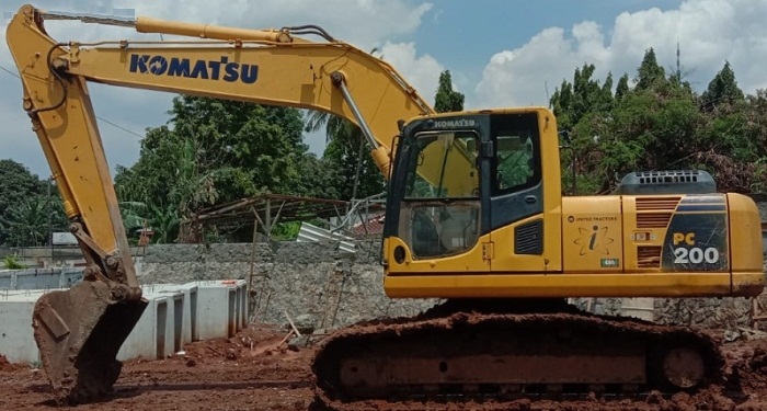 Dijual Excavator Komatsu PC200-8M0 tahun 2018 (Update 05 Januari 2023 ...