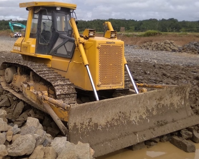 Dijual Bulldozer Komatsu D85ESS-2 Tahun 2016 (Update 23 Februari 2023 ...