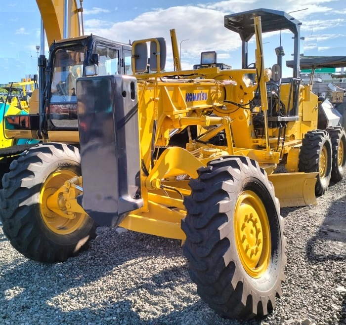 Dijual Motor Grader Komatsu GD511A-1 Tahun 2013 (Update 20 Maret 2024 ...